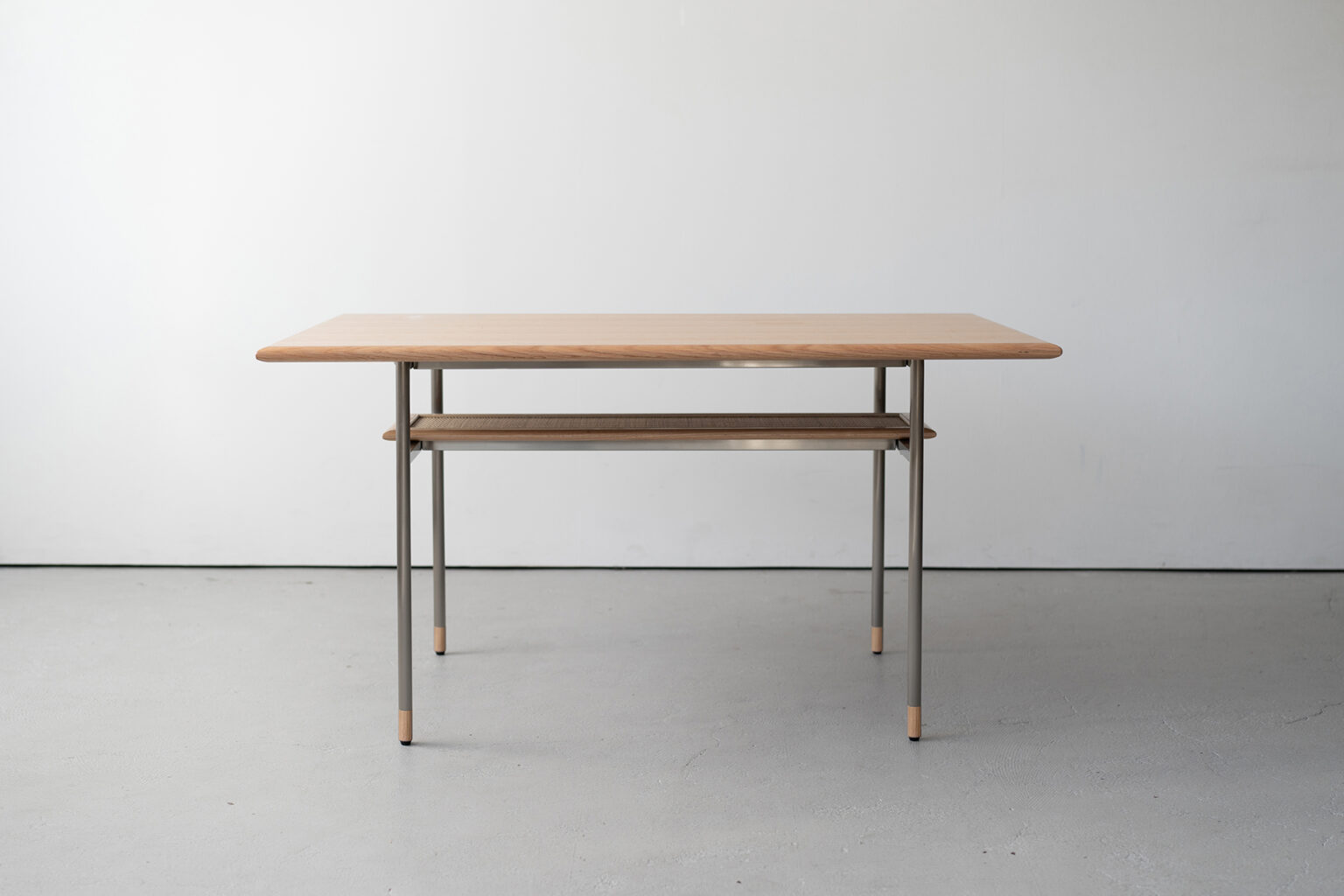 Living Dining Table KYST | NOWHERE LIKE HOME